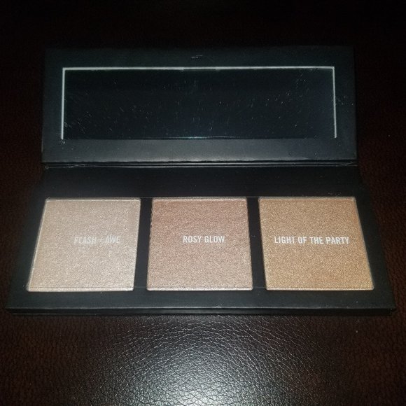 MAC Cosmetics | Makeup | Mac Cosmetics Highlight Pallette Flashawe ...